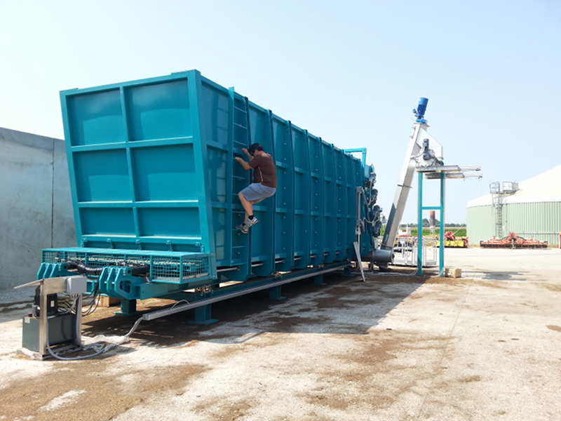 Screw conveyor for Biogas Plant Digestor - Pofer srl