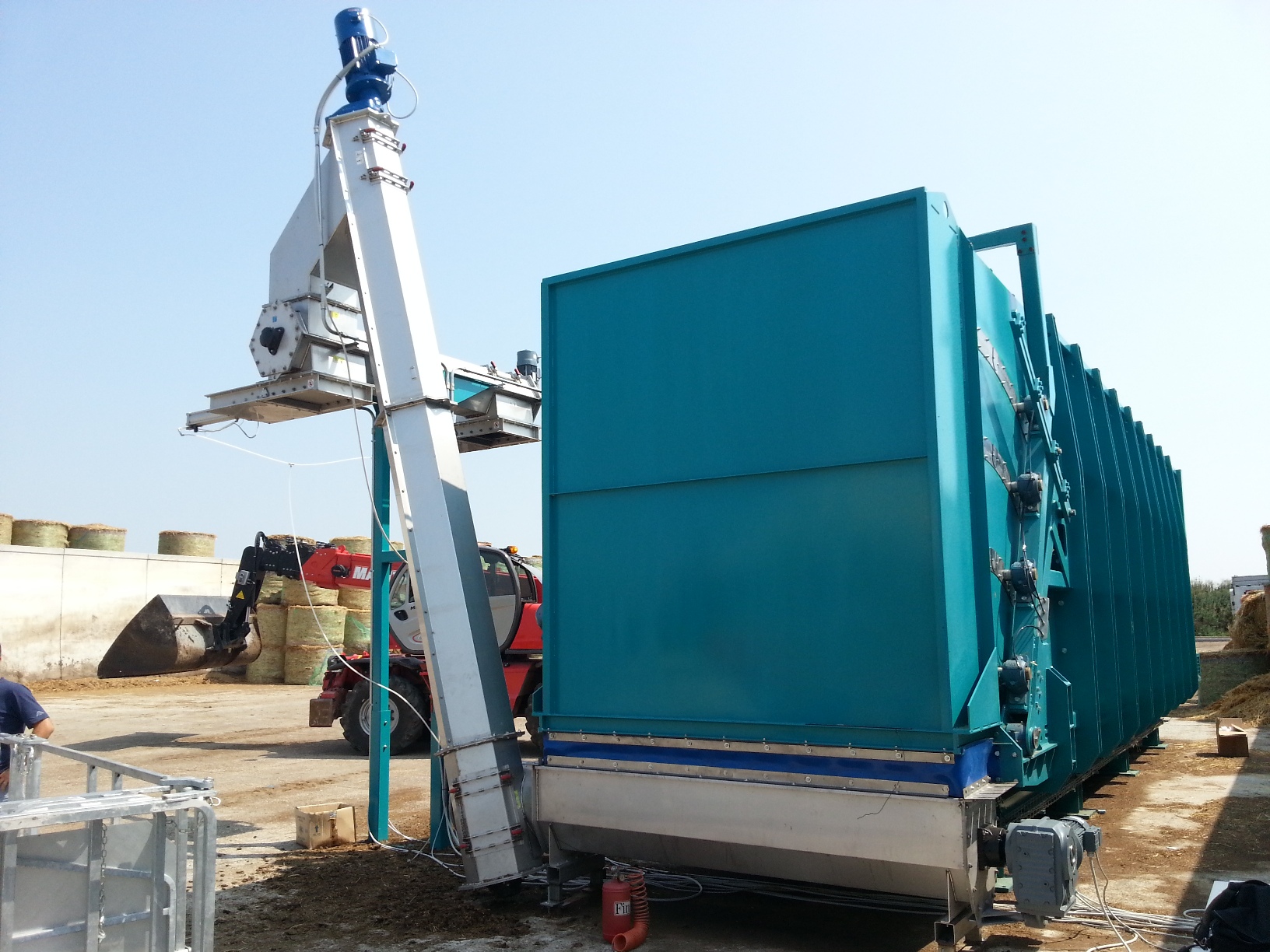 Screw conveyor for Biogas Plant Digestor - Pofer srl